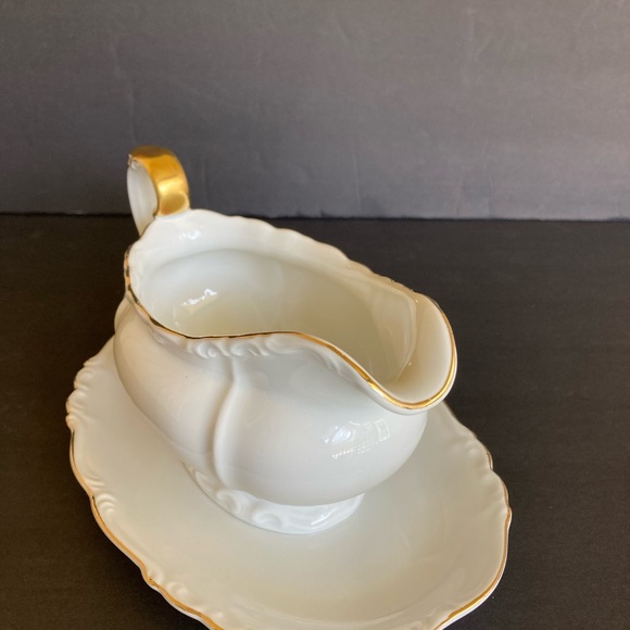 Edelstein Maria Theresia | Kitchen | Edelstein Maria Theresia Gravy ...